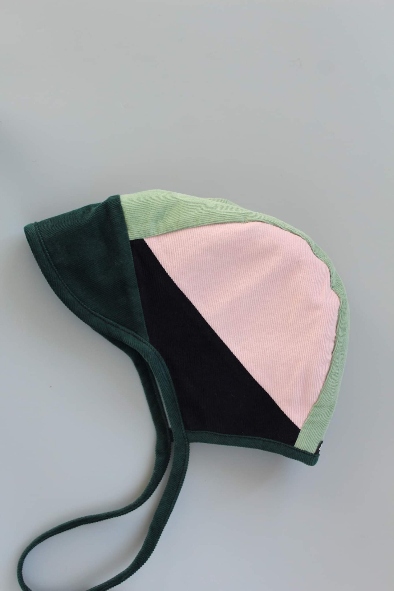 ČEPEČEK / bonnet :: PEPE cap